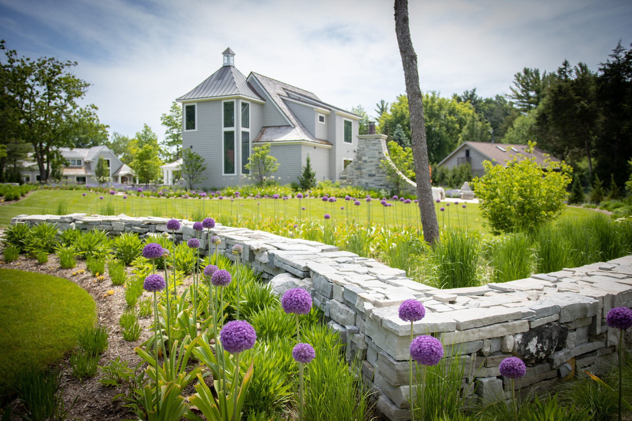 Dutch-wave Perennial Design Excellent for the Wisconsin Landscape ...