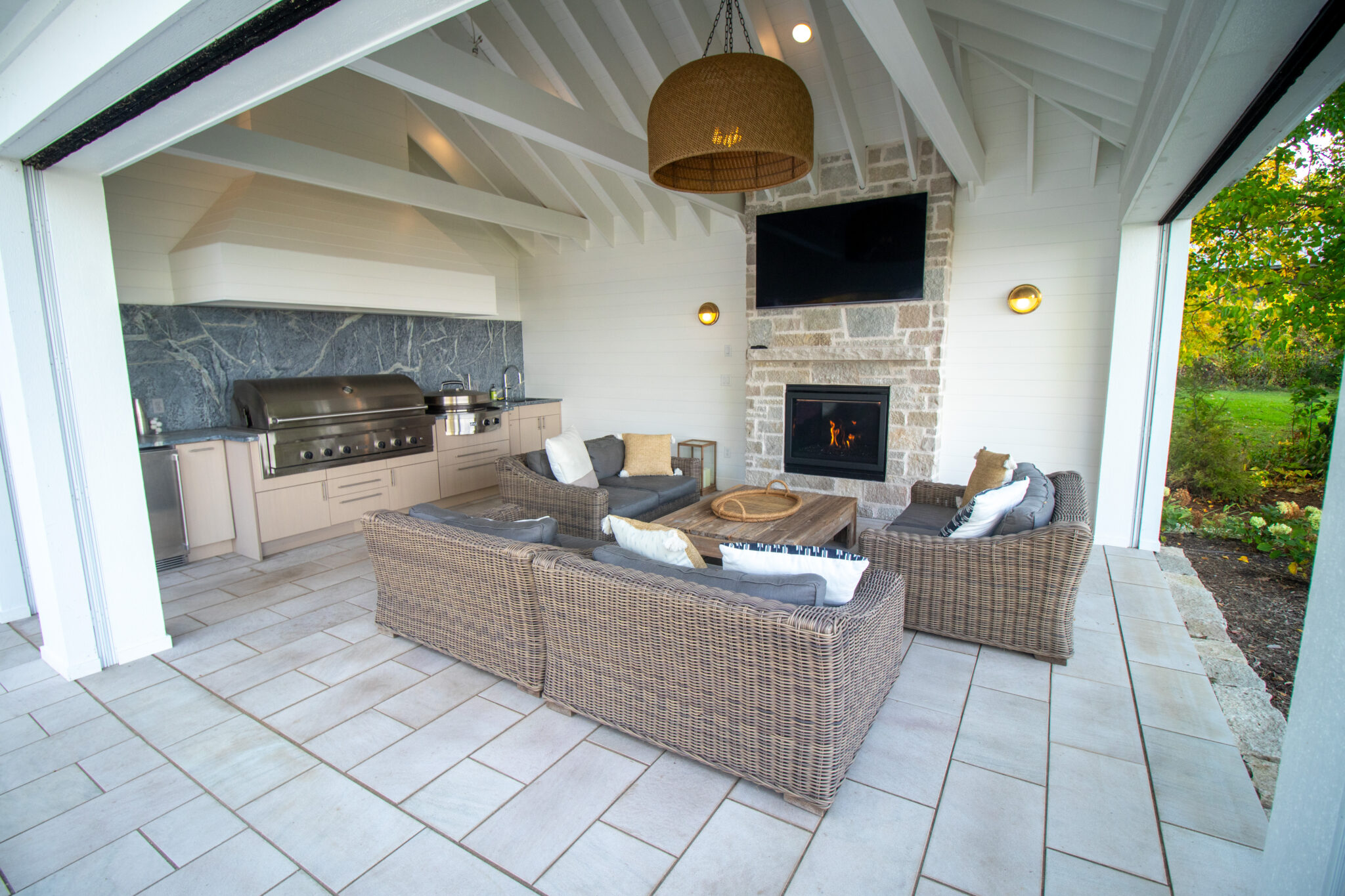 Top Outdoor Living Trends for 2025: What’s In and What’s Out - Landmark Landscapes, Inc